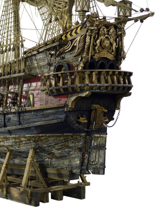Treasure Carrier | Quaestor| Sculpture Ship by Jordan Dimitrov